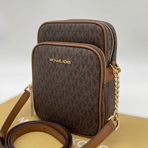 Michael Kors | Bags | Michael Kors Medium Ns Chain Xbody Bag | Poshmark